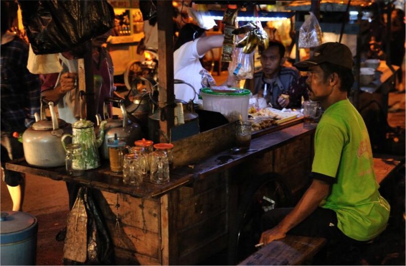 Yogyakarta: Night Walking and Street Food Tasting Tour - Frequently Asked Questions
