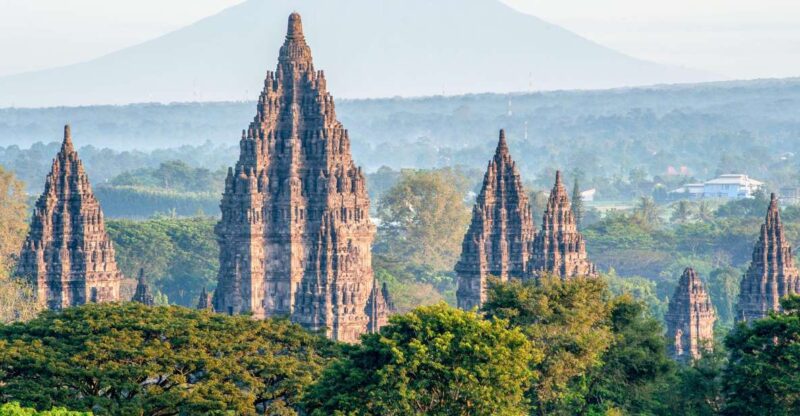 Yogyakarta: Palace, Water Castle & UNESCO Temple Guided Tour - FAQ