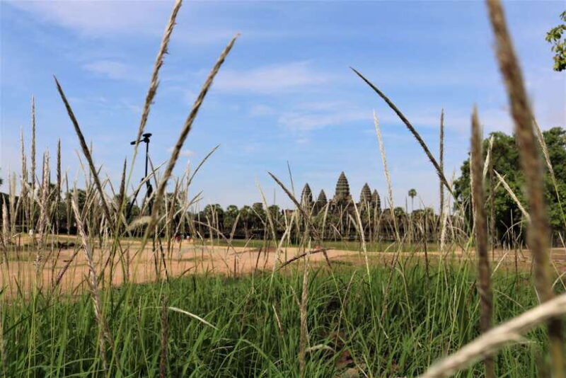 Angkor Wat: Tuk Tuk and Walking Tour - The Sum Up