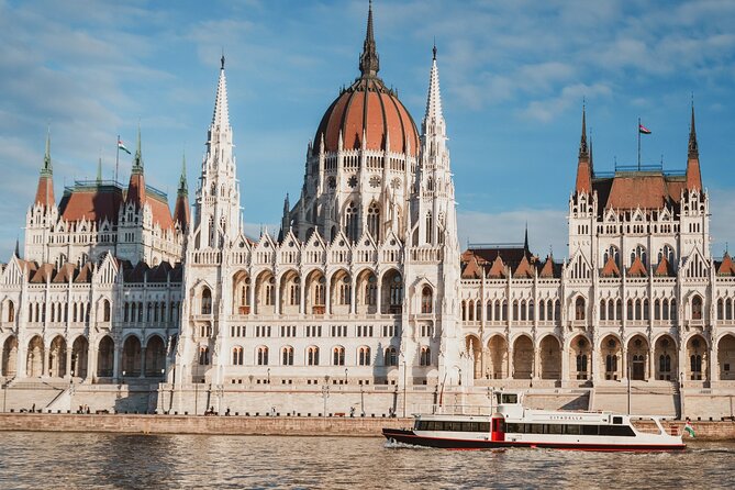 Budapest Premium River Cruises with Welcome Tokaj and Audio Guide - The Sum Up: Who Should Consider This Cruise?