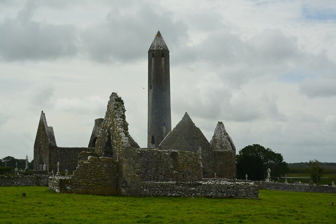 Cliffs of Moher and Bunratty Castle Private Day Tour from Dublin - FAQ