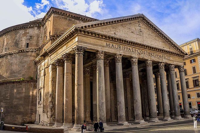 Departure Transfer: Rome to Fiumicino Airport FCO by Luxury Van - Who Should Consider This Service