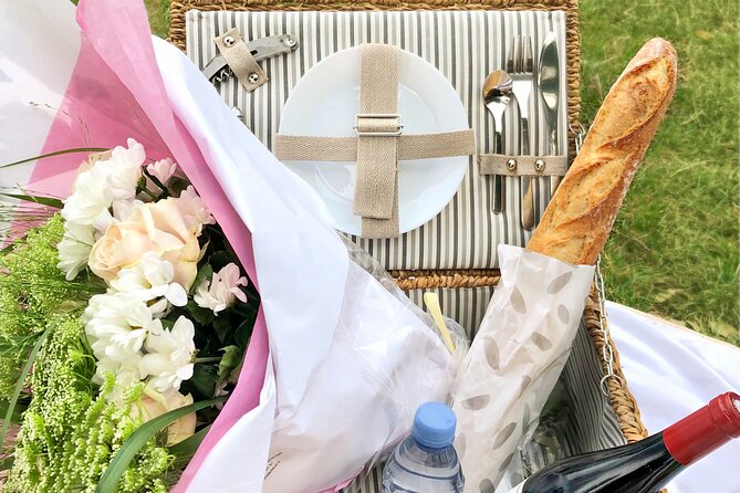 Experience a Decadent French Picnic with Wine Pairing in Paris - Who’s This Experience Best For?