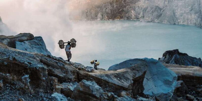 From Bali: 24-Hour Trip to Ijen Crater & Javanese Breakfast - Inside the Crater: Sulfur Mining & Blue Fire