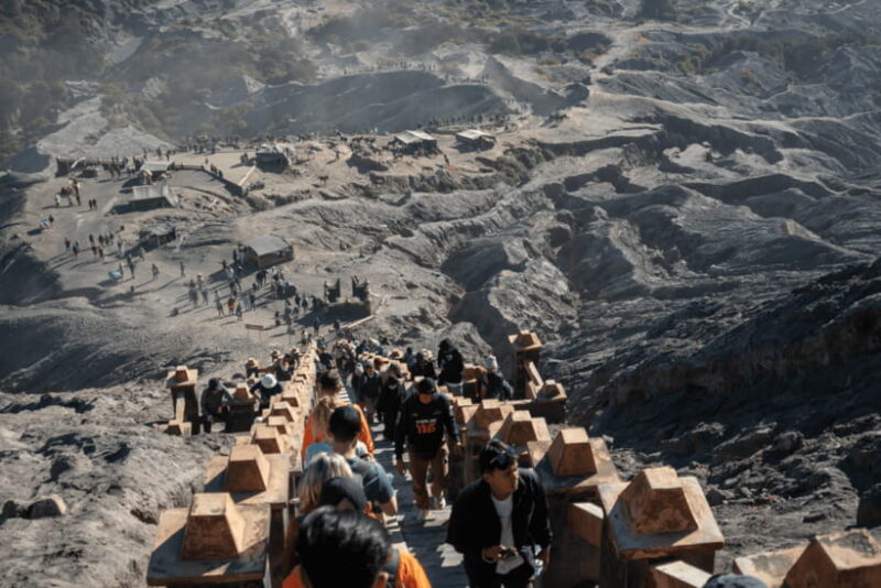 From Malang : 2 Days Mount Bromo & Ijen Volcano Crater Tour - Transportation and Guides: The Comfort of Convenience