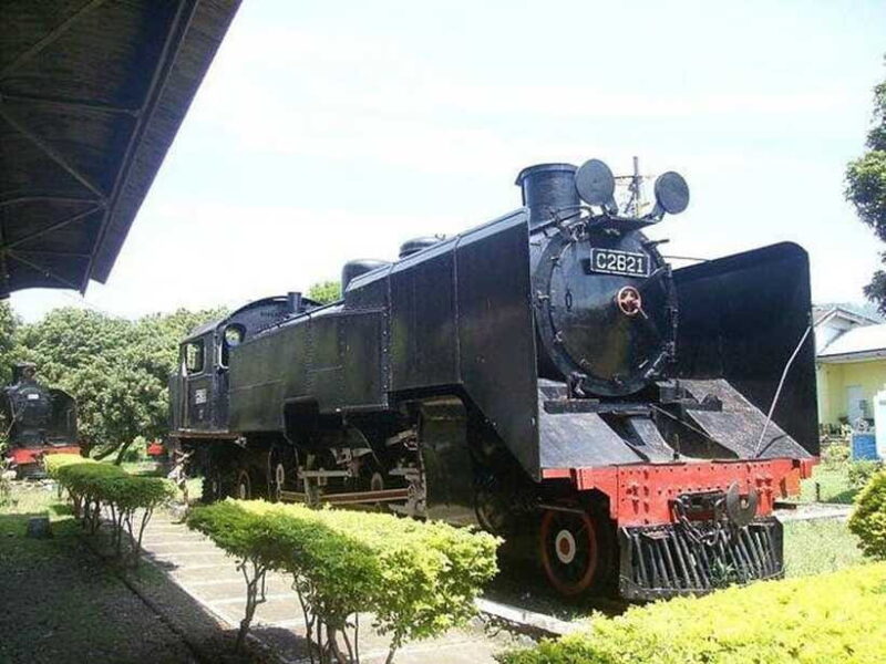 From Yogyakarta: Indonesian Railway Museum and Train Ride - What to Expect and What to Bring
