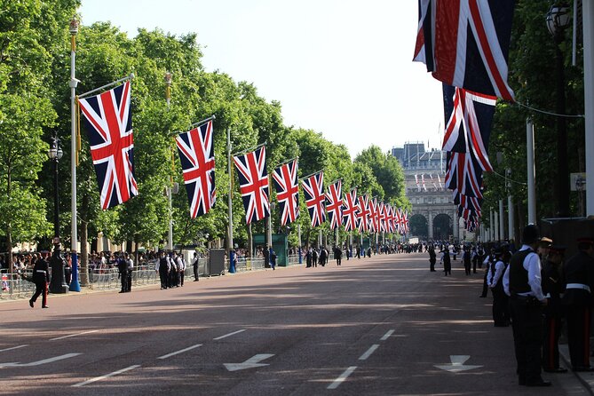 Full Day London Private Tour with Admissions to Iconic Landmarks - How Do Reviews Shape Our Understanding?