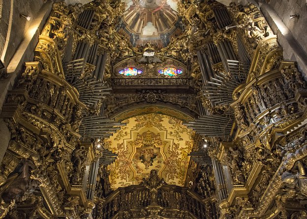 Guimarães & Braga Small Group Tour, Lunch & All Tickets included - Frequently Asked Questions