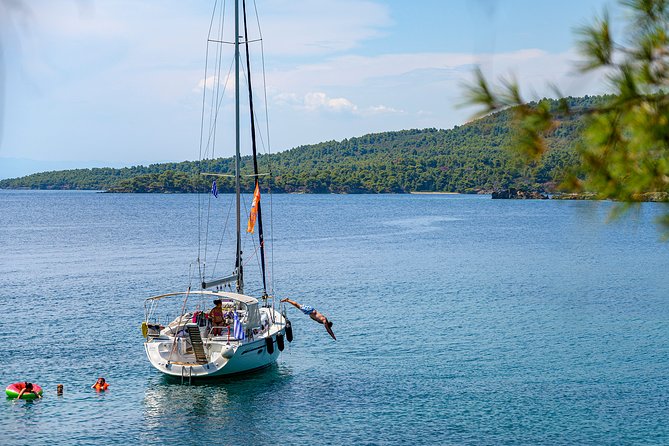 Half Sailing Cruise to secret bays (5 hours) - Summary