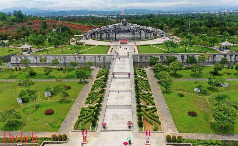 Hoi An: Car to Tam Thanh Mural Village - Mother Thu Monument - Authentic, Balanced, and Value-Driven