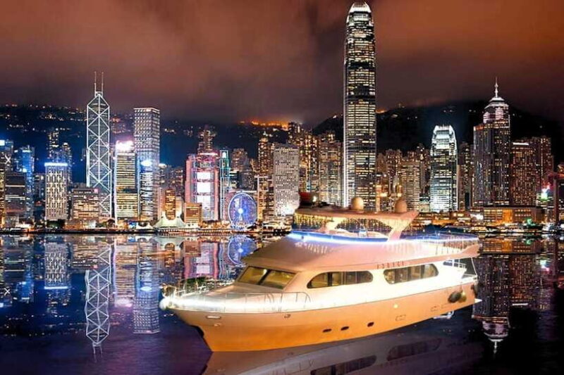 Hong Kong: Victoria Harbour Cruise with Live Tour and Photos - The Review Highlights and Common Criticisms