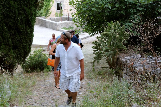 Hvar Charming Abandoned Village Small Group Tour and Local Dinner - The Experience’s Strengths