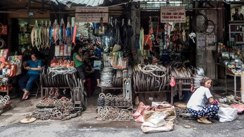 Into The Thieves Market Hanoi Photography Tour - FAQ