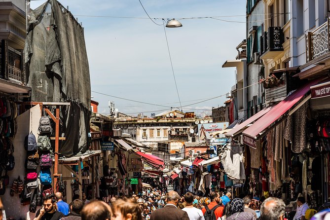 Istanbul: Book A Local Host - Practical Details and Tips