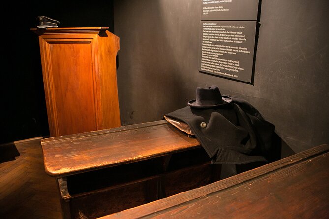 Krakow: The Schindler's Factory & Ghetto & The Salt Mine in Wieliczka - FAQ