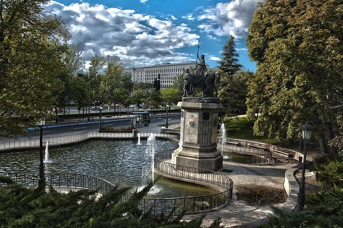 Madrid Private Walking Tour of Thyssen and Reina Sofia Museums - Who Should Book This Tour?
