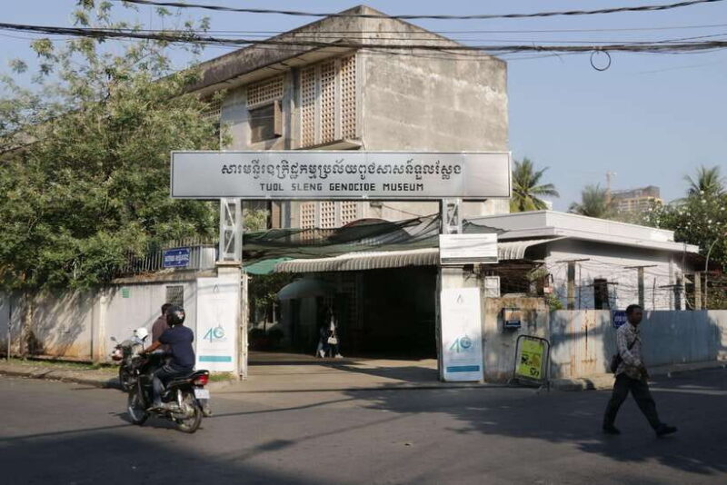 Phnom Penh Private Tour Local English Guides Driver - FAQs