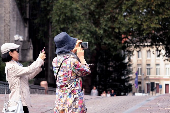 Private Car Transfer from Prague to Budapest with 2 Hour Stop - FAQs