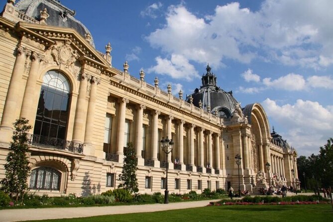 Private Highlights of Paris Tuk-Tuk Experience - Frequently Asked Questions