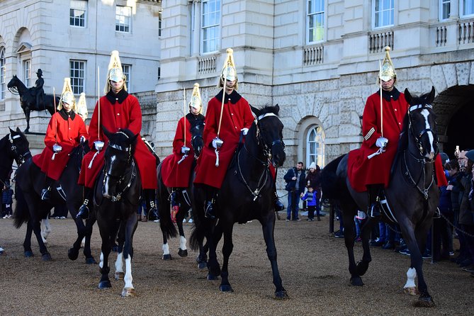 Private Walking tour London, Buckingham Palace to Big Ben and much more - The Sum Up