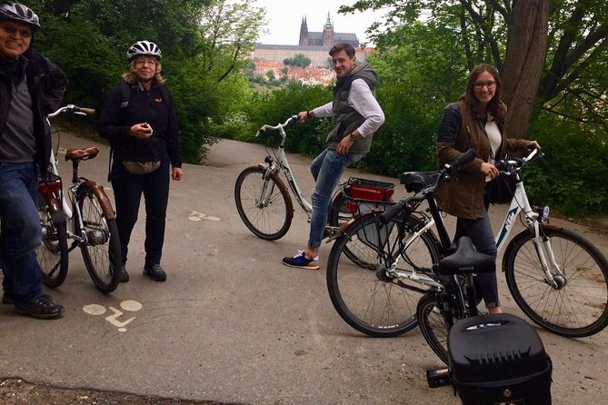 Radtour durch Prag auf Deutsch - Final Thoughts: Who Is This Tour Best For?