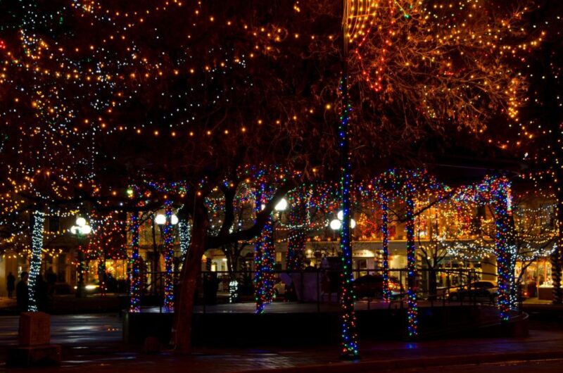 Santa Fes Enchanted Christmas Stroll - Who Should Consider This Tour?