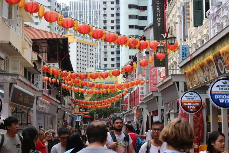 Singapore: Foodie Experience Guided Tour with 5 Tastings - Value for Money and Practical Details