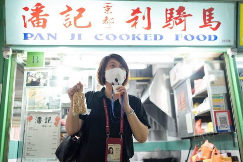 Singapore: Singapore Food Tours - Chinatown Complex Hawker - Authenticity and Value