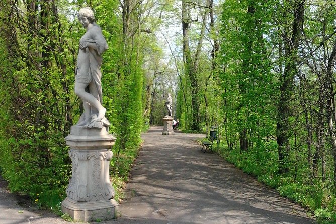 Skip-the-Line Wilanow Palace and Gardens Private Guided Tour - The Practicalities: What to Expect