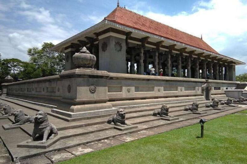 Tuk Tuk Tales of Colombo From Cruies - Who Will Get the Most Out of This Tour?