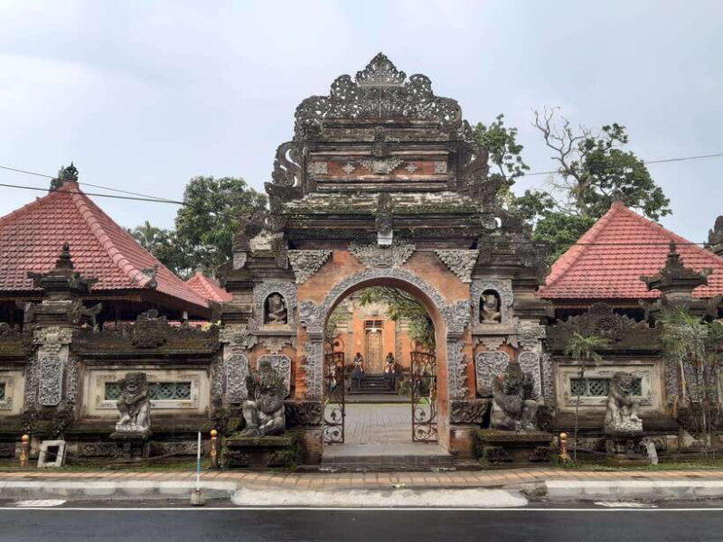 Ubud: Campuhan Ridge Walk, Tegallalang Rice Terrace & More - Frequently Asked Questions