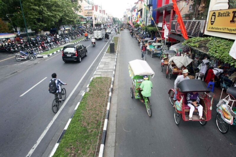 Yogyakarta: Private Car Charter with Driver - FAQs