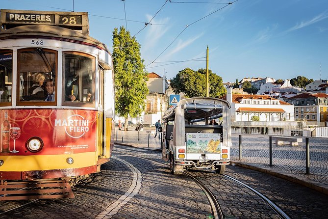 1.5-Hour Private Tuk Tuk Tour of Lisbon Old Town and City Center - FAQ