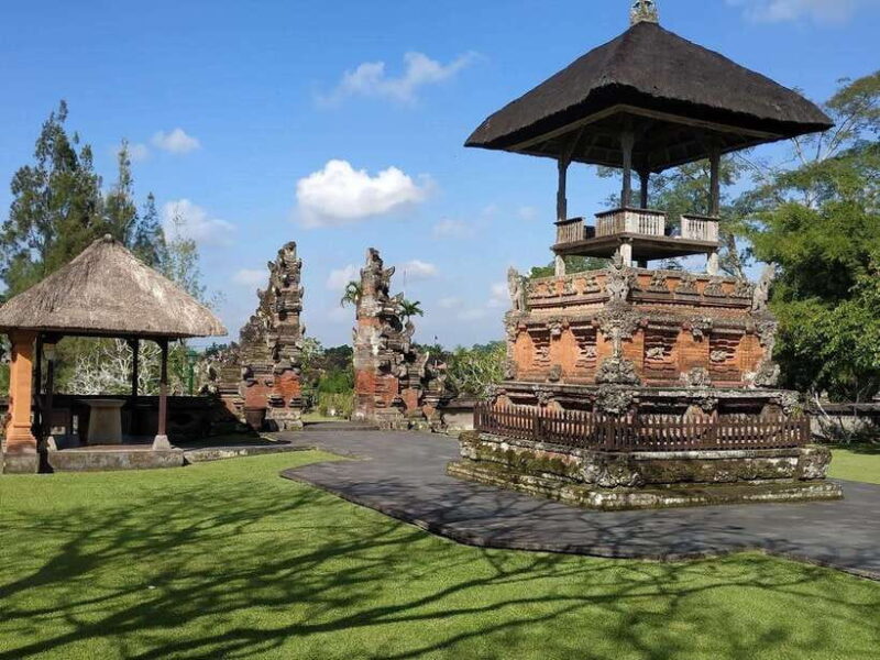 Bali: Full Day Tanah Lot, Handara Gate, Ulun Danu Beratan - FAQ