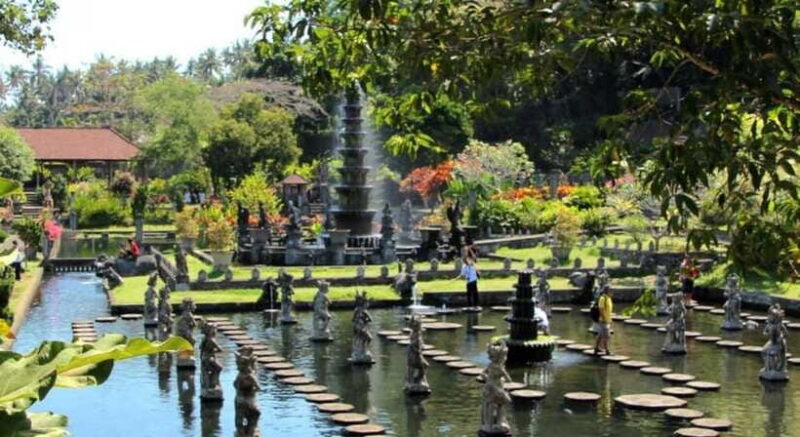 Bali: Lempuyang Temple, Tirta Gangga, and Taman Ujung Tour - Who Will Love This Experience?