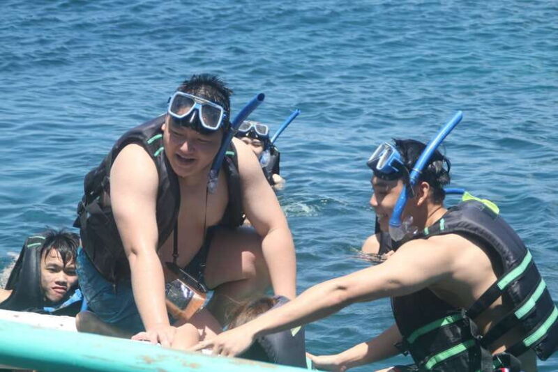 Boracay: Island and Beach-Hopping Boat Tour with Snorkeling - The Value for Money