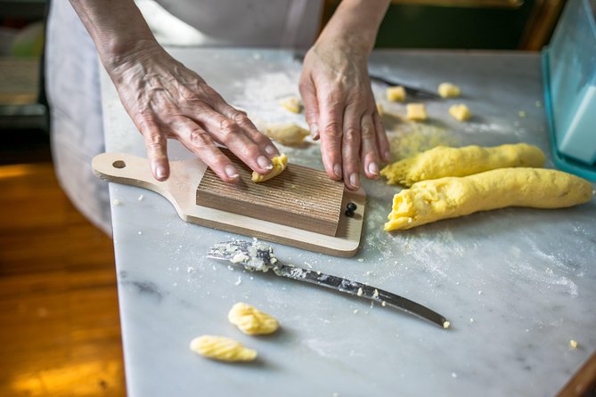 Cesarine: Market Tour & Cooking Class at Local's Home in Milan - FAQ