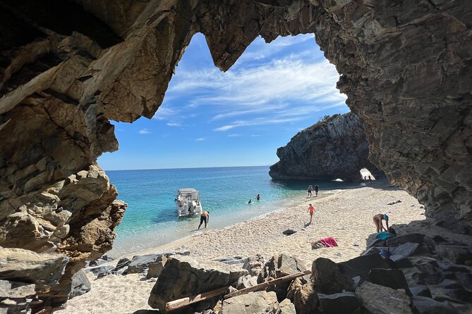 East Pelion Mini Boat Tour - FAQs