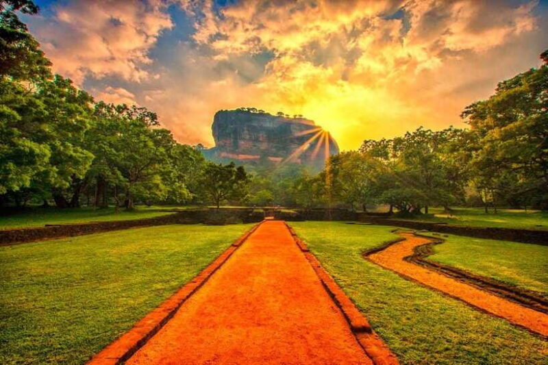 From Colombo: Sigiriya Rock Sunrise Climb with Dambulla - FAQ