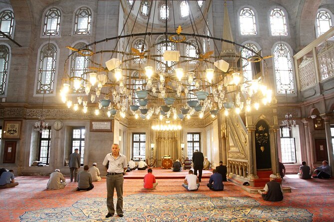 Highlights of Asia & Europe, Coach&Cruise Tour Guided Small Group - Who Will Love This Tour?