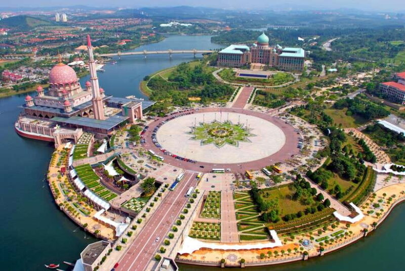 Kuala Lumpur, Putrajaya & Batu Caves Private Tour - Practical Tips for Travelers