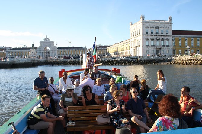 Lisbon Traditional Boats - Guided Sightseeing Cruise - Who Will Love This Tour?