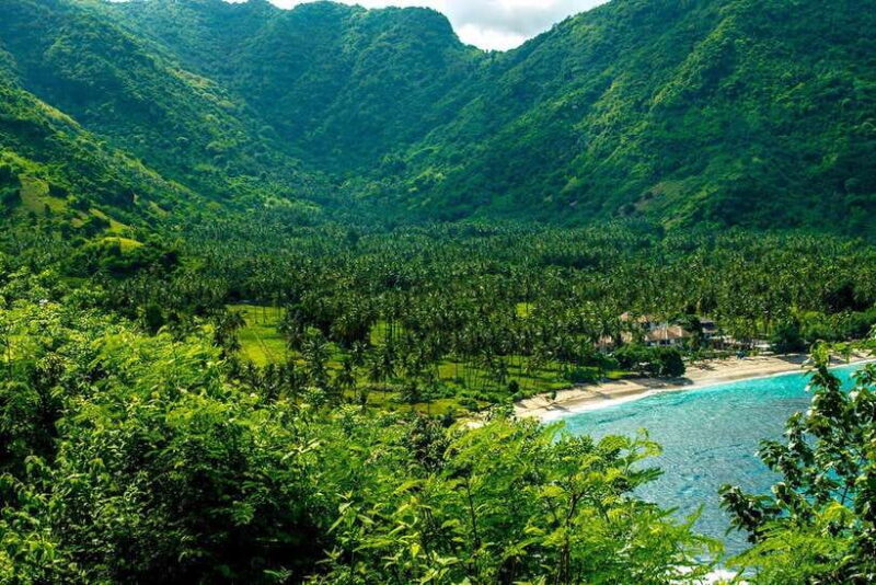 Lombok: Aik Belek Waterfall, Rinjani Lodge, & Malimbu Hill - FAQs