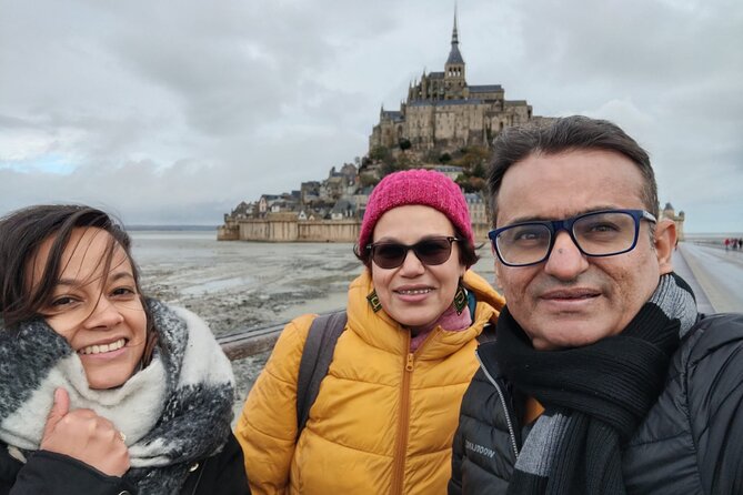 Mont Saint Michel Private VIP Tour with Champagne from Paris - FAQs