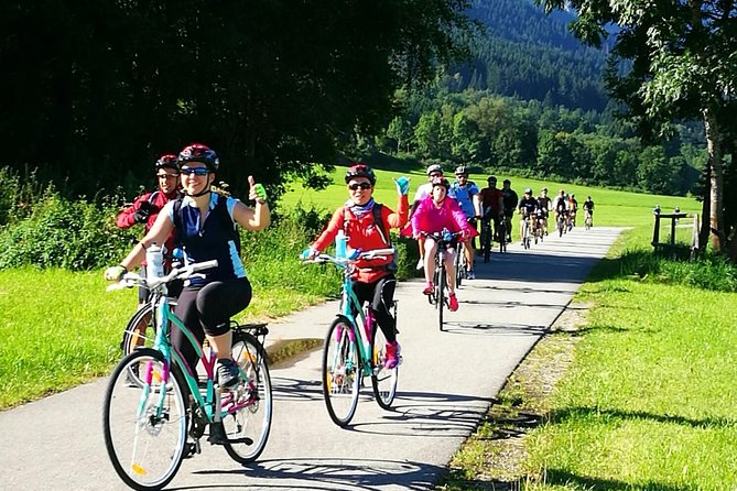 Neuschwanstein Castle by Bus Incl. Bike Ride or Hohenschwangau - Final Recommendation