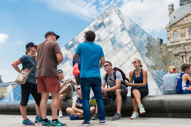 Paris Highlights Bike Tour: Eiffel Tower, Louvre and Notre-Dame - The Seine River