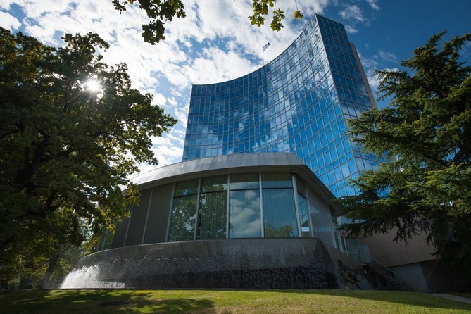 Private Tour in Geneva City - Who Should Consider This Tour?