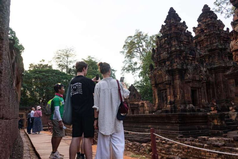 Private Tour: Phnom Kulen Waterfall, Banteay Srie with lunch - FAQ