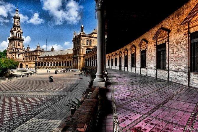 Private Walking Tour of Seville with tickets and local tour guide - In The Sum Up
