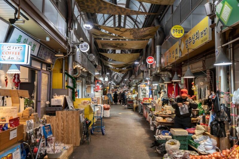 Seoul: Gyeongbokgung Palace Tour & Lunch at Authentic Market - Final Thoughts